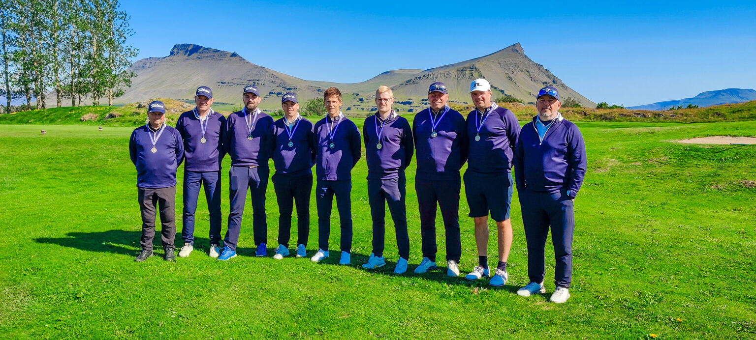 Íslandsmót golfklúbba 2. deild karla 2023 – Setberg sigraði Esju í ...
